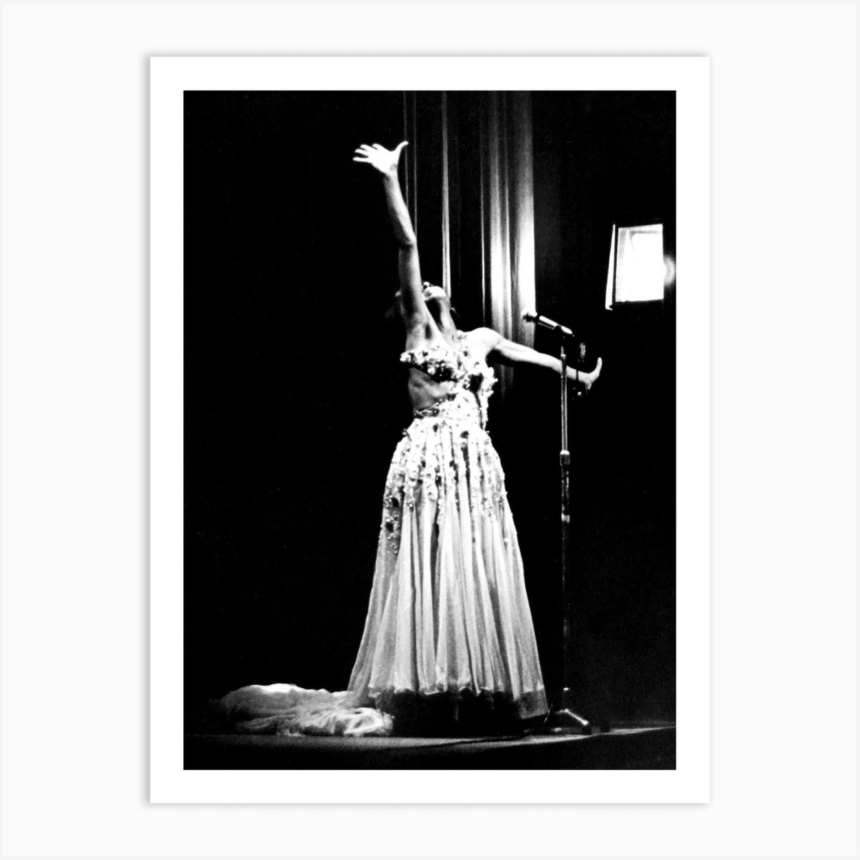 Shirley Bassey 1967 Art Print By Mirrorpix Fy